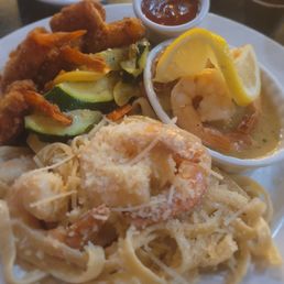 TABLE 59 - 92 Photos & 100 Reviews - 3360 N State Hwy 59, Merced ...