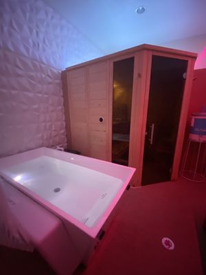 MOTOR CITY FLOAT - Updated August 2025 - 39 Photos & 32 Reviews - 1203 ...