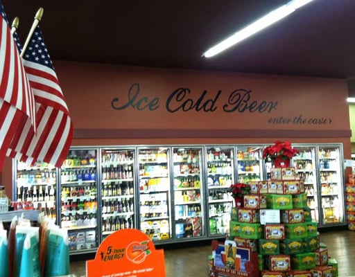 HOLIDAY MARKET - Updated October 2025 - 13 Photos & 39 Reviews - 3055 ...