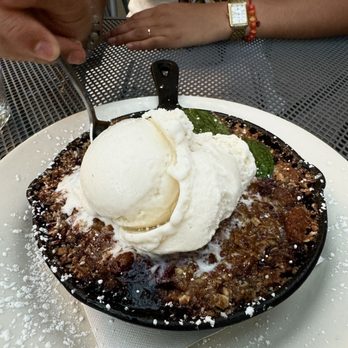 FIVE RESTAURANT BISTRO - Updated September 2024 - 383 Photos & 517 ...