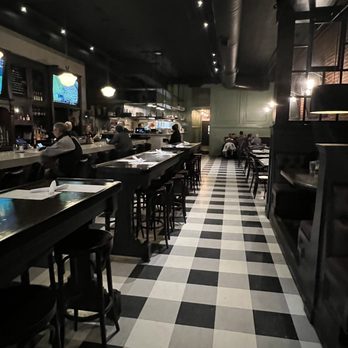 THE FITZROY - Updated June 2024 - 238 Photos & 217 Reviews - 120 E Main ...