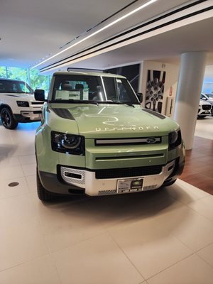 LAND ROVER HONOLULU - Updated August 2025 - 50 Photos & 120 Reviews ...