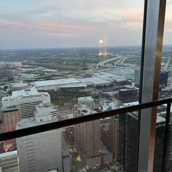 MONARCH - Updated May 2024 - 2184 Photos & 781 Reviews - 1401 Elm St ...