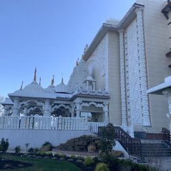 BAPS SHRI SWAMINARAYAN MANDIR - EDISON - 39 Photos - 2500 Woodbridge ...