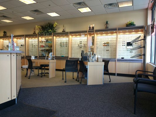 ACCUVISION - Updated November 2025 - 13 Photos & 24 Reviews - 824 N Il ...