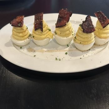 ENTOURAGE - Updated July 2024 - 285 Photos & 129 Reviews - 796 Illinois ...