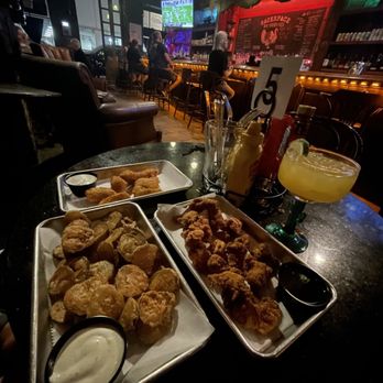 BACKSPACE BAR & KITCHEN - Updated September 2024 - 337 Photos & 513 ...