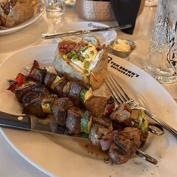 TOM BROWN’S RESTAURANT - Updated December 2025 - 102 Photos & 42 ...