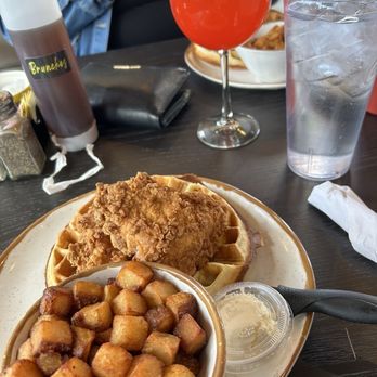 BRUNCHES - Updated June 2025 - 99 Photos & 41 Reviews - 200 Crossroads ...