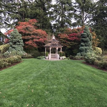 ROSE GARDEN AT WOODLAND PARK ZOO - Updated May 2026 - 402 Photos & 56 ...