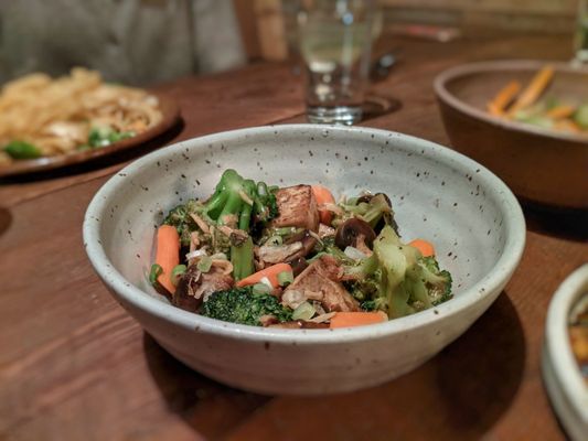 HUNT - Updated October 2025 - 55 Photos & 41 Reviews - 225 W Riverside ...