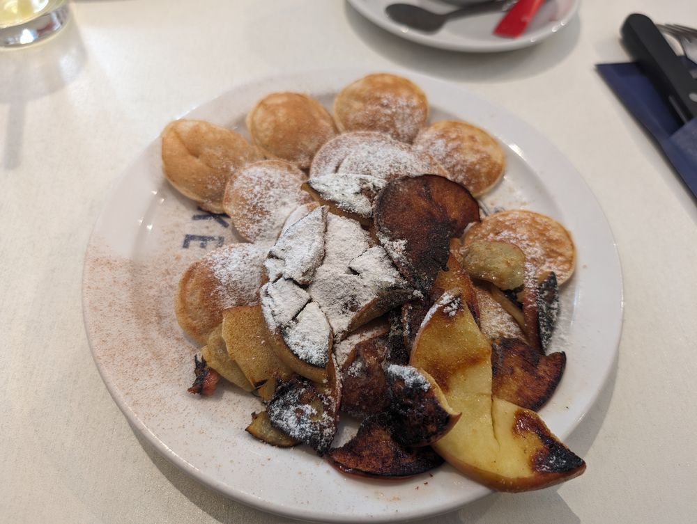 MAMA PANCAKE - Updated August 2025 - 67 Photos & 33 Reviews ...