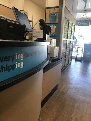 THE UPS STORE - Updated August 2025 - 40 Photos & 43 Reviews - 2855 E ...