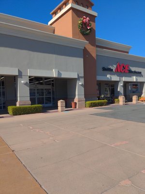 GRIFFIN ACE HARDWARE CARMEL VALLEY - Updated June 2026 - 62 Photos ...