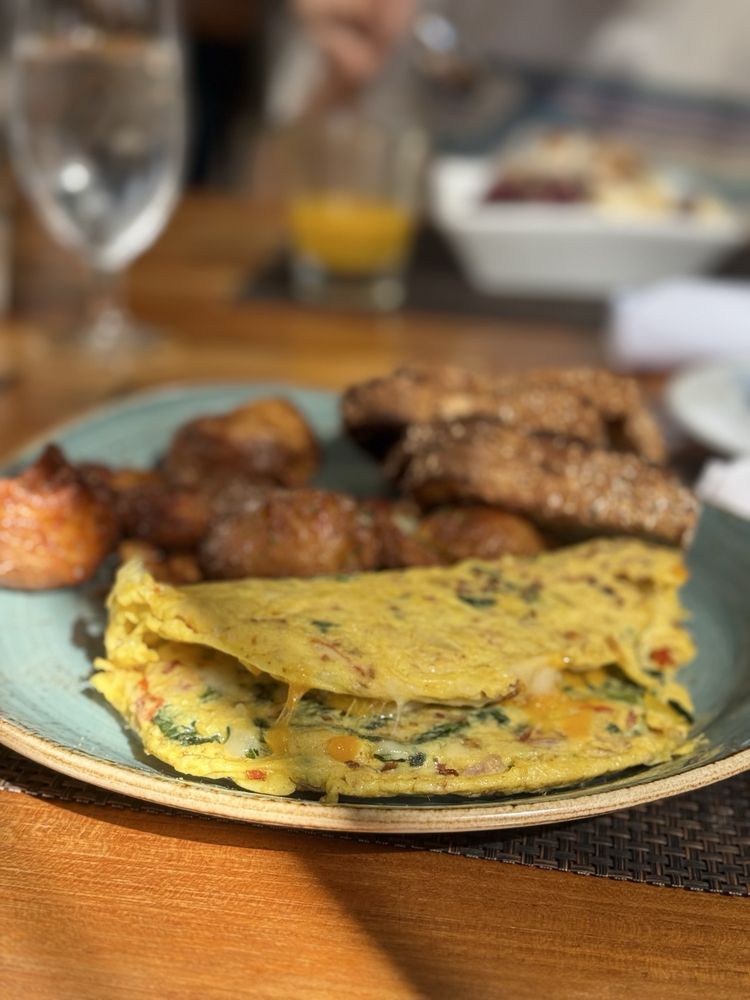 IN-YO CAFE - Updated October 2025 - 175 Photos & 44 Reviews - 223 ...