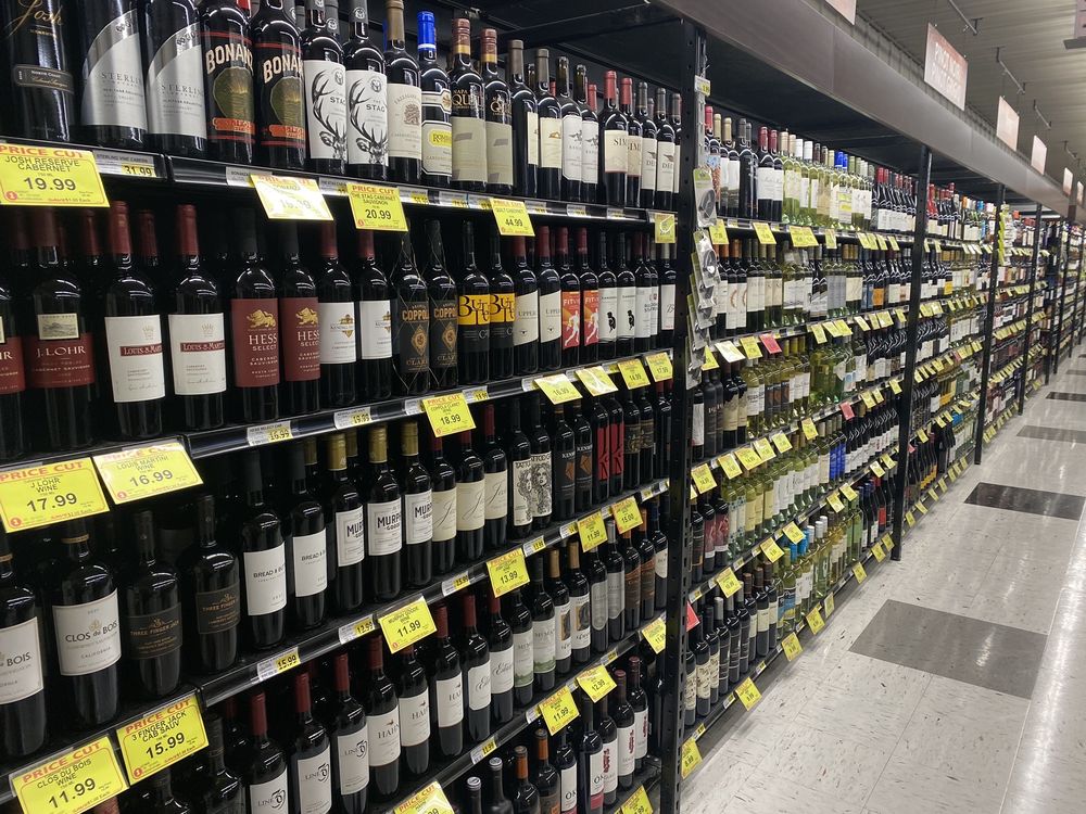 SUPER ONE LIQUOR - Updated May 2026 - 1509 US-2, Grand Rapids ...