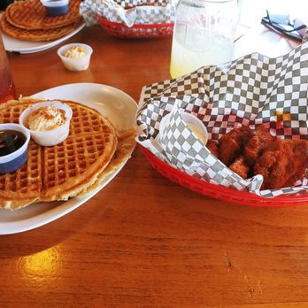 FRANK’S FAMOUS CHICKEN & WAFFLE - Updated March 2025 - 537 Photos & 464 ...