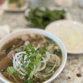 YUMMY PHO - Updated May 2025 - 316 Photos & 110 Reviews - 9741 Bolsa ...