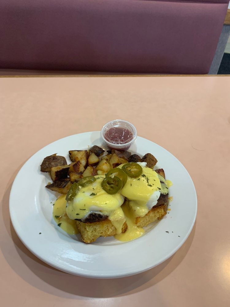 DUTCH MILL FAMILY RESTAURANT - Updated May 2025 - 66 Photos & 124 ...