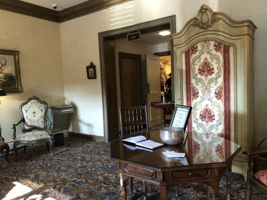 DONNELLAN FAMILY FUNERAL SERVICES - Updated September 2025 - 28 Photos ...