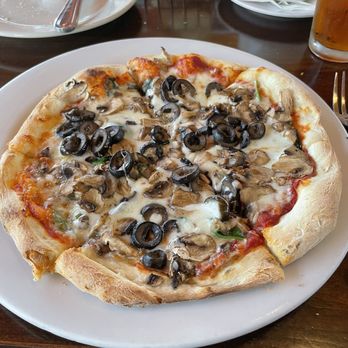 MELO’S PIZZA & PASTA - Updated December 2024 - 459 Photos & 689 Reviews ...