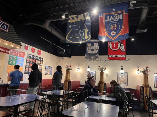 PIER 49 PIZZA - Updated December 2025 - 33 Photos & 82 Reviews - 737 W ...