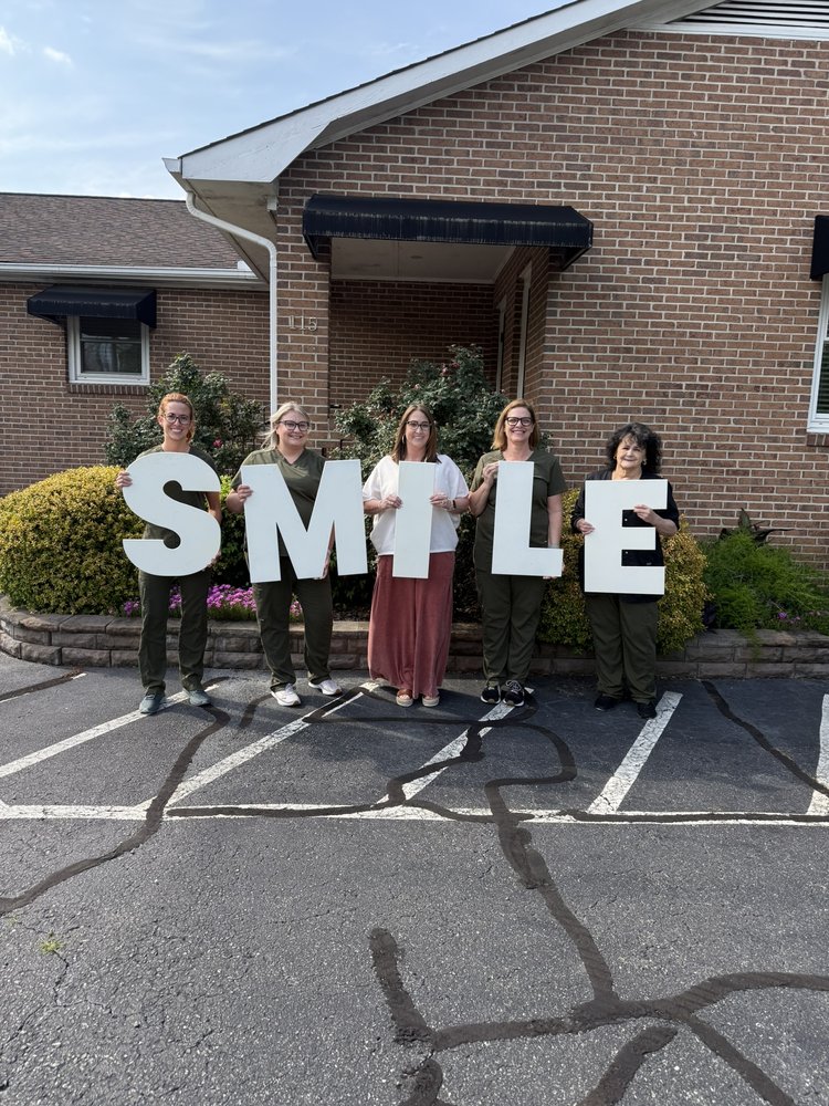 OAK RIDGE DENTAL ARTS - Updated July 2025 - 21 Photos - 115 E College ...