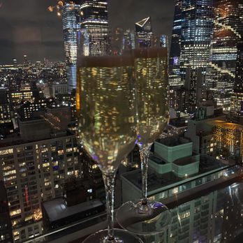 DEAR IRVING ON HUDSON ROOFTOP BAR - Updated September 2024 - 675 Photos ...