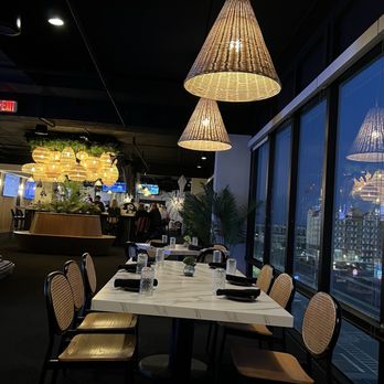 VISTA ROOFTOP - Updated December 2025 - 89 Photos & 63 Reviews - 13801 ...