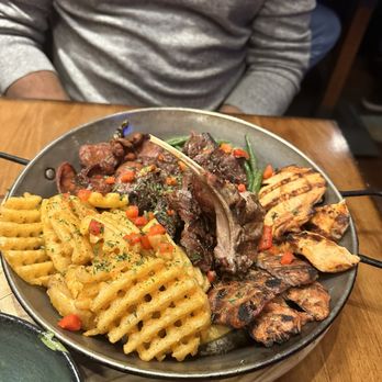 MOMPOU TAPAS BAR & RESTAURANT - Updated October 2025 - 631 Photos & 540 ...