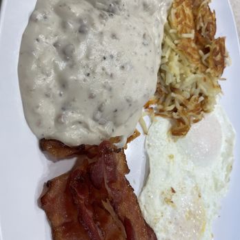 POGEY’S FAMILY RESTAURANT - Updated October 2025 - 87 Photos & 84 ...