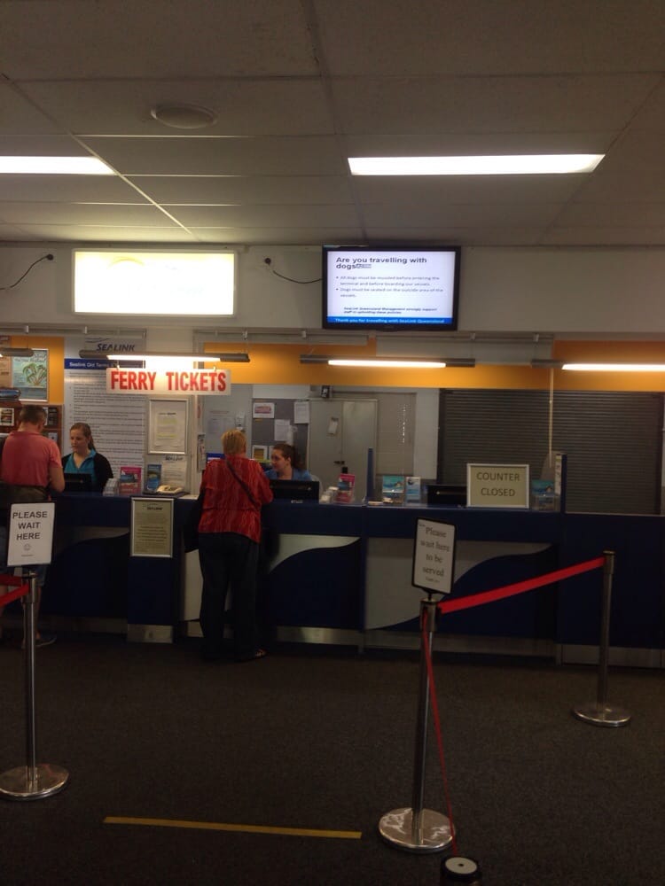 MAGNETIC ISLAND PASSENGER & CAR FERRY - Ross St, South Townsville ...