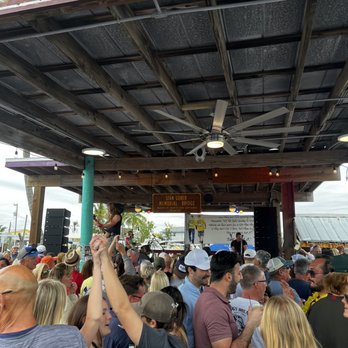 STAN’S IDLE HOUR - Updated January 2025 - 170 Photos & 127 Reviews ...