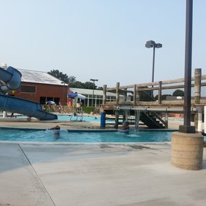 MARTIN LUTHER KING JR. SWIM CENTER - 28 Photos & 28 Reviews - Swimming ...