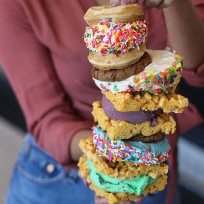 MOOTIME CREAMERY - 760 Photos & 713 Reviews - Ice Cream & Frozen Yogurt ...