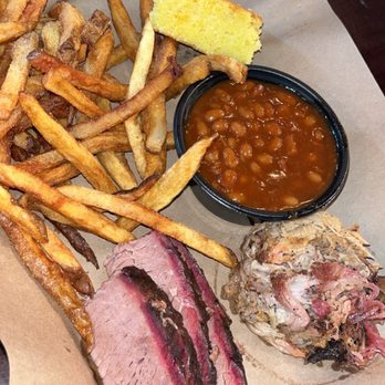 MISSION BBQ - Updated May 2025 - 24 Photos & 39 Reviews - 5795 Airport ...