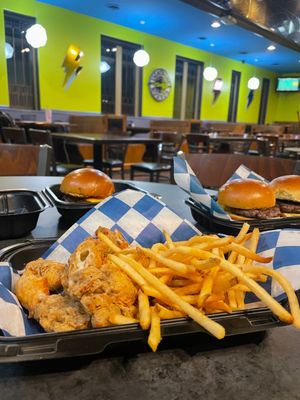 LIGHTNING ROUNDS - Updated January 2026 - 55 Photos & 32 Reviews - 266 ...