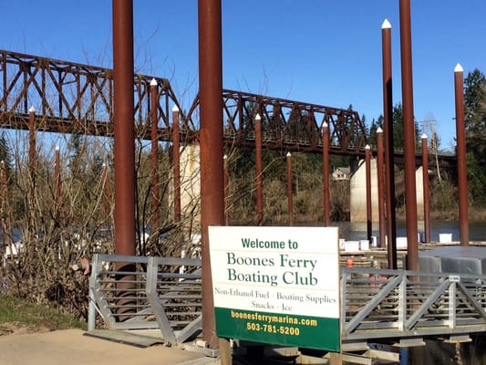 BOONES FERRY MARINA & BOATING CLUB - Updated February 2025 - 26173 N E ...