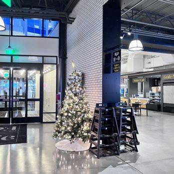 ELEMENT EATERY - Updated August 2024 - 243 Photos & 112 Reviews - 5350 Medpace Way, Cincinnati ...