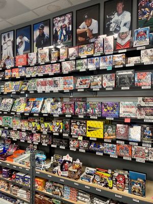BURBANK SPORTSCARDS - Updated April 2025 - 80 Photos & 146 Reviews ...