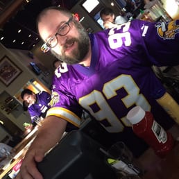 WAYZATA BAR AND GRILL - THE MUNI - Updated January 2026 - 41 Photos ...