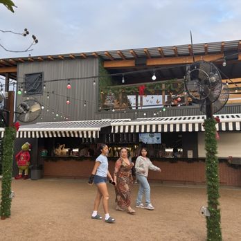 ELSEWHERE TOO - Updated December 2025 - 68 Photos & 21 Reviews - 4513 N ...