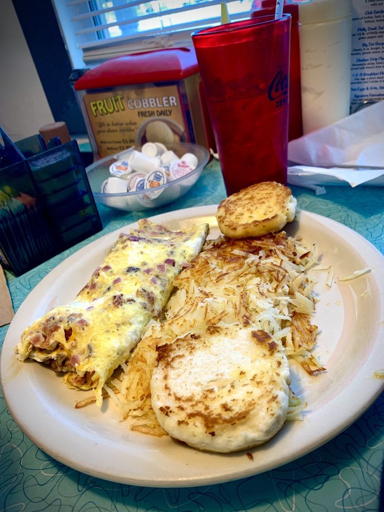 DOTS DINER - Updated September 2025 - 189 Photos & 208 Reviews - 2317 ...