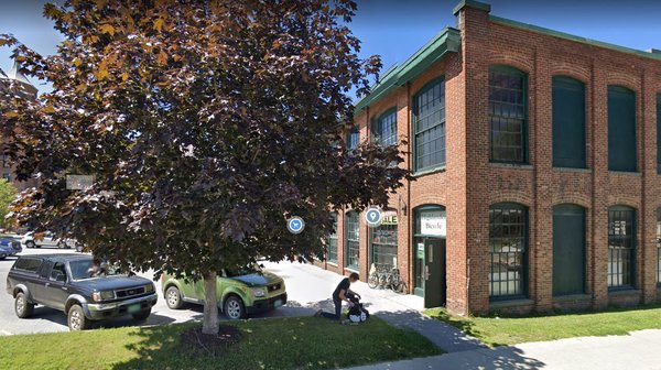 K & J DISCOUNT CENTER - Updated June 2025 - 160 Benmont Ave, Bennington ...