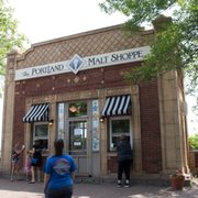 THE PORTLAND MALT SHOPPE - 73 Photos & 104 Reviews - 716 E Superior St ...