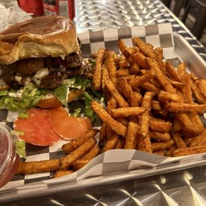 COUSINS BURGER - Updated April 2025 - 42 Photos & 29 Reviews - 1839 ...