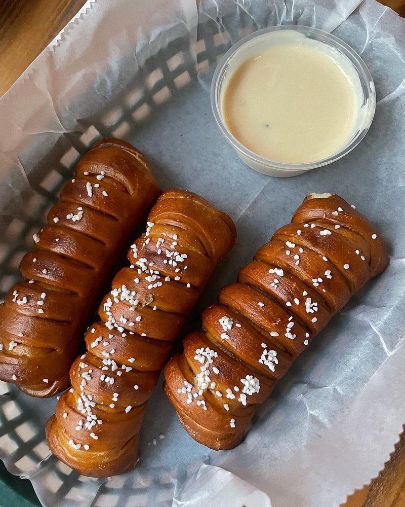 CARPOOL - 28 Photos & 24 Reviews - 900 N Glebe Rd, Arlington, Virginia ...