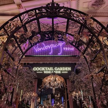 VANDERPUMP COCKTAIL GARDEN - Updated September 2024 - 4450 Photos ...