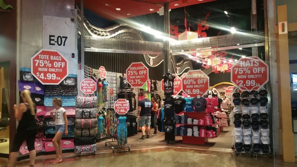 MAGNET MAX - Updated August 2025 - 2000 Las Vegas Blvd S, Las Vegas ...