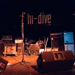 HI-DIVE - Updated July 2025 - 31 Photos & 132 Reviews - 7 S Broadway ...